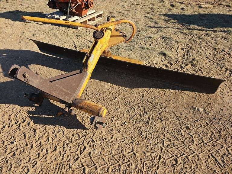 7' Danuser 3 Point Blade IB - Assiter Auctioneers