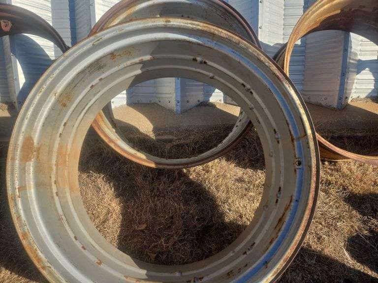 [2] Tractor Rims - Assiter Auctioneers