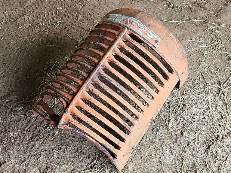 Vintage Case Tractor Grill - Assiter Auctioneers