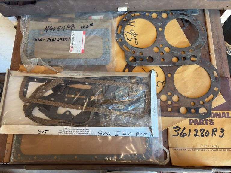Assorted NOS Gaskets (drawer 6) - Assiter Auctioneers