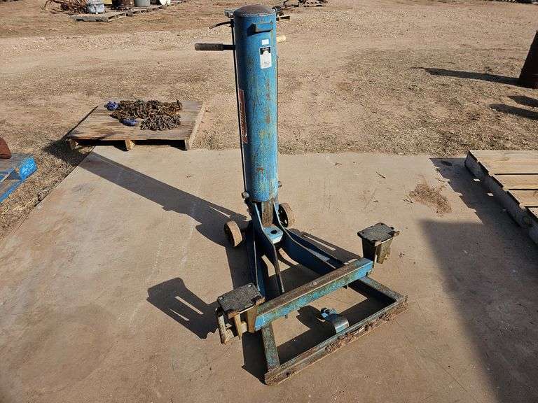 Ausco Hydraulic End Lift, Model: 9 - 75, SN: 5-51307, 3000 Lbs ...