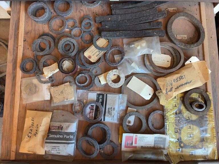 Assorted NOS Gaskets (drawer 15) - Assiter Auctioneers