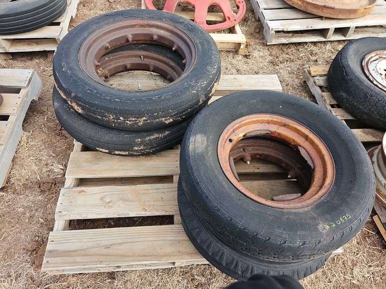 (4) 14 1/2" To 19" Cut Off Rims - Assiter Auctioneers