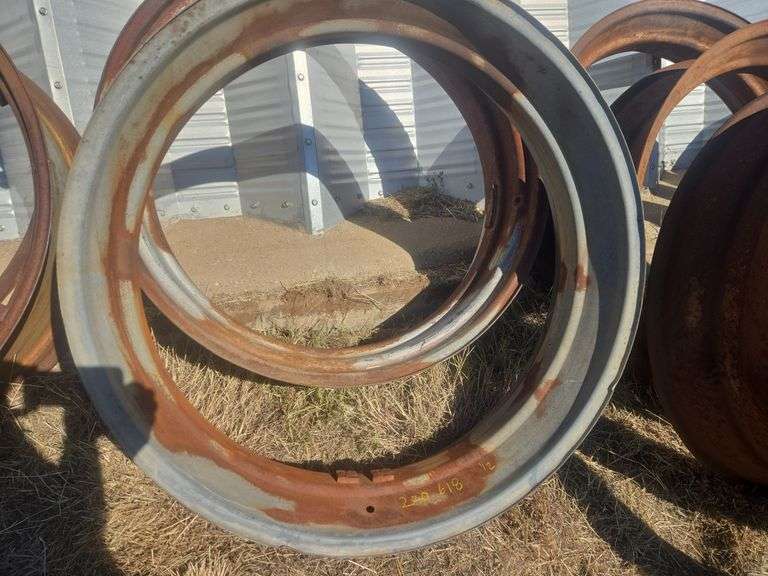 Tractor Rims - Assiter Auctioneers
