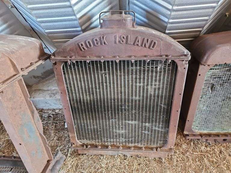 Unstyled Rock Island Radiator - Assiter Auctioneers