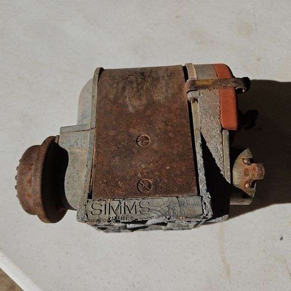 Simms Magneto, #202107, - Assiter Auctioneers