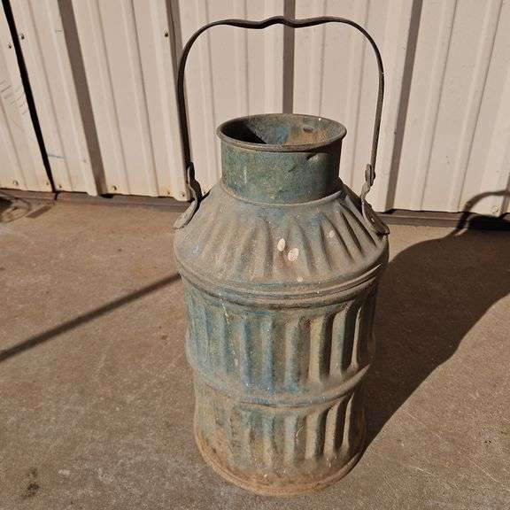 19" Tall Vintage Galvanized Corrugated Ribbed Steel Milk Canister / Oil ...