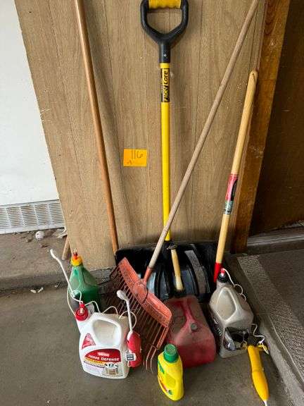 Garden Tools Misc - Assiter Auctioneers
