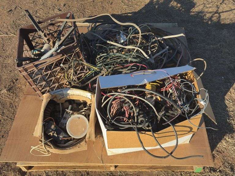 Assorted Wires - Assiter Auctioneers