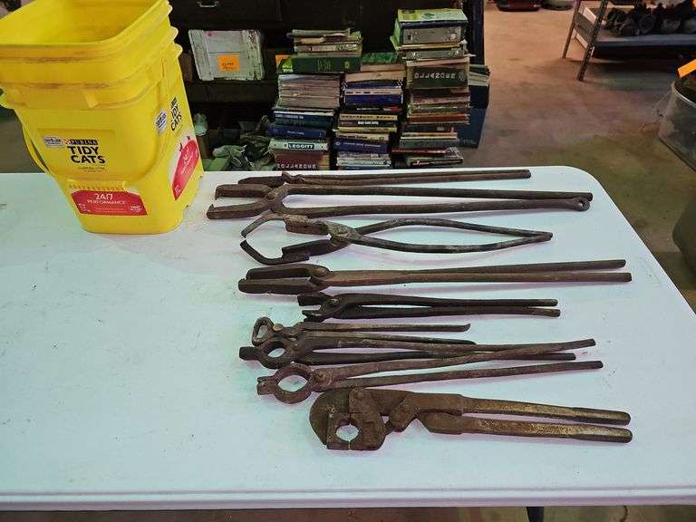 Assorted Cast Iron Tools/Clamps - Assiter Auctioneers
