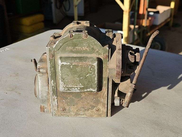 Splitdorf Magneto, #: 34824, - Assiter Auctioneers