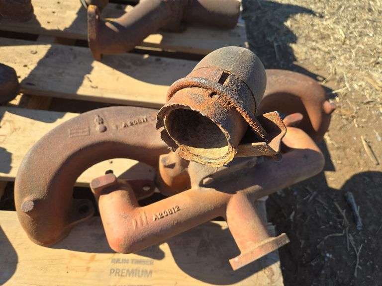 Case Manifolds A20811 A20812 - Assiter Auctioneers