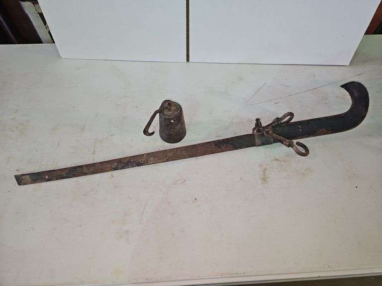 200 Lbs. Cotton Scale Balance Beam With Weight - Assiter Auctioneers