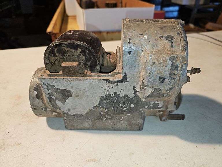 Case? Magneto, #: 3660, - Assiter Auctioneers