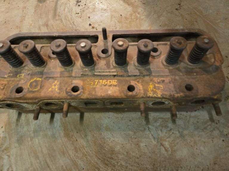 Farmall Head, 6716DB - Assiter Auctioneers