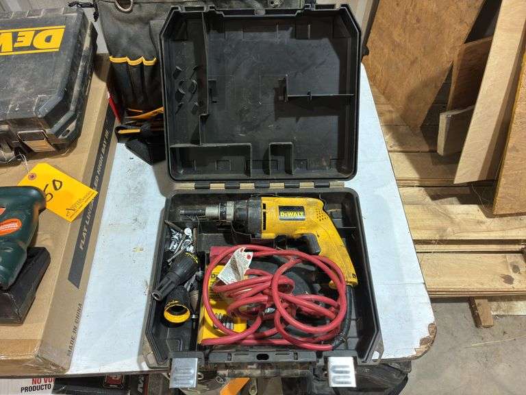 Dealt DW260 Corded Depth Sensitive Drill in Box - Assiter Auctioneers