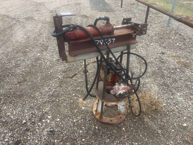 Pipe Binder - Assiter Auctioneers