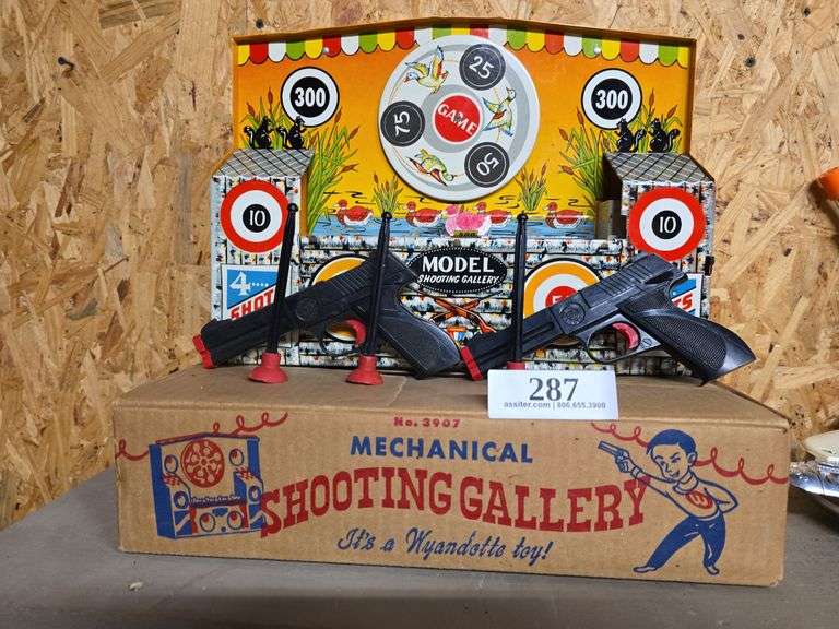Vintage Tin Mechanical Shooting Gallery NO. 3907 by Wyandotte Toys ...