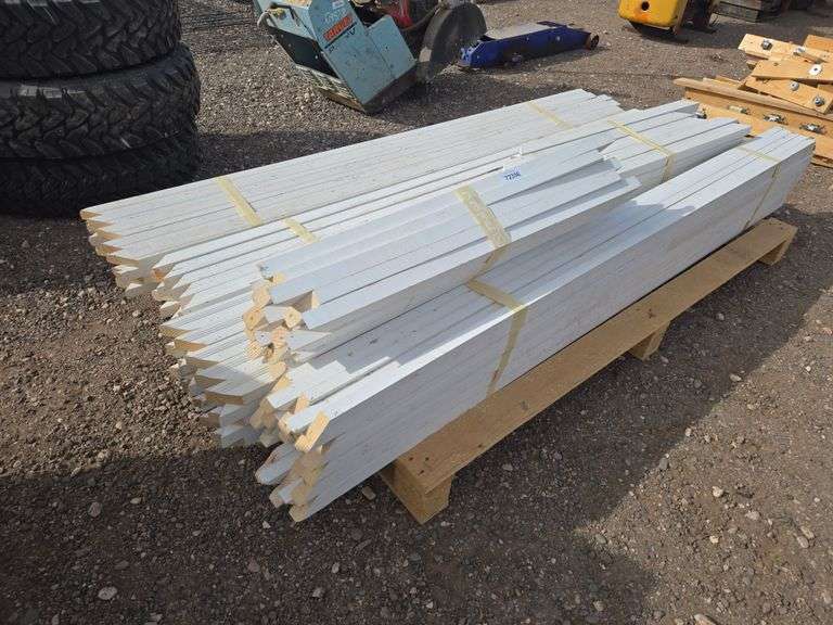 Pallet of Door Frame Trim - Assiter Auctioneers