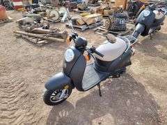 2019 Zhejiang JL50QT-14 Scooter - Assiter Auctioneers