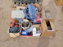 Pallet of Miscellaneous Tools - Assiter Auctioneers