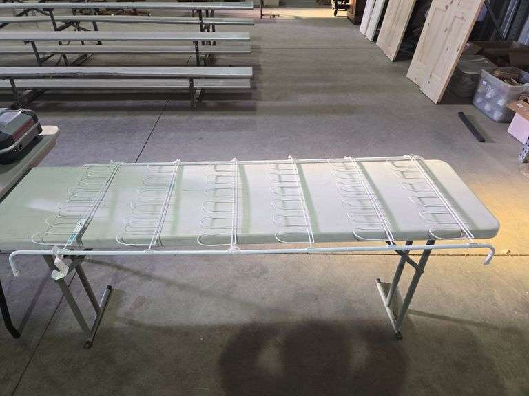 Closet Door Shoe Rack - Assiter Auctioneers