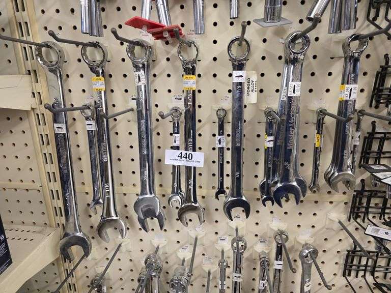 Master Mechanic Wrenches SAE & Metric - Assiter Auctioneers