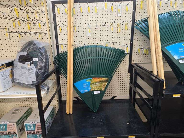 (4) Green Thumb 30" Poly Leaf Rake - Assiter Auctioneers