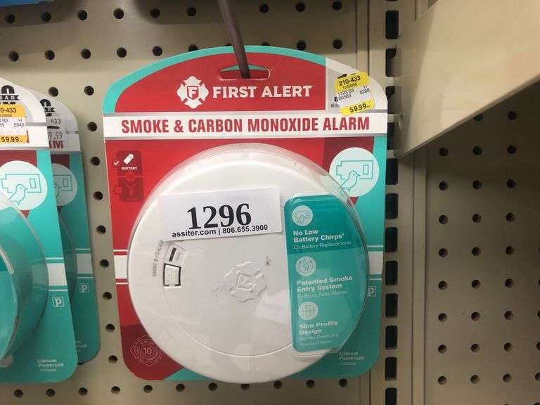 (2) First Alert Smoke & Carbon Monoxide Alarm Battery Operated ...