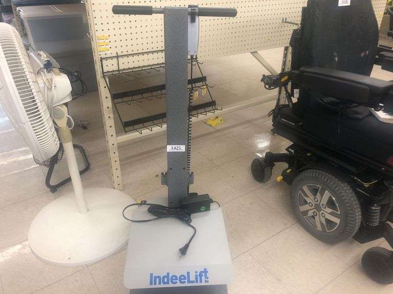 Indee Lift Human Floor Lift model 1L-HFL-300 - Assiter Auctioneers