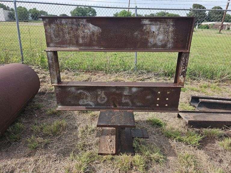 Custom Made I-Beam Stand - Assiter Auctioneers