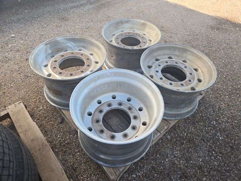(4) 22.5 Super Single Aluminum Wheels - Assiter Auctioneers