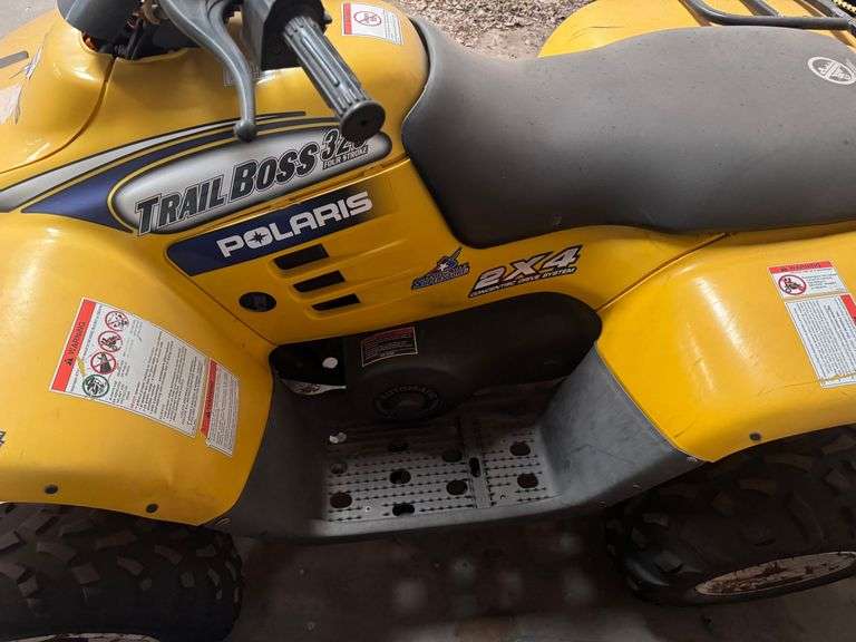Polaris Trail Boss 325 Four Wheeler - Assiter Auctioneers
