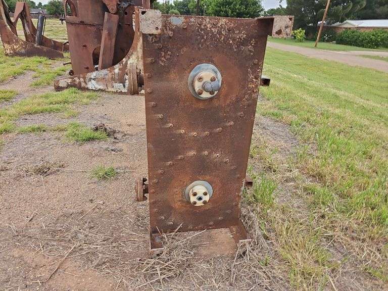 IWT Water Treatment Double Towers - Assiter Auctioneers