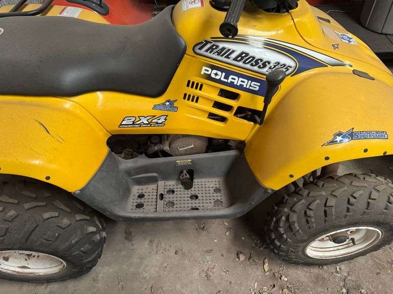Polaris Trail Boss 325 Four Wheeler - Assiter Auctioneers