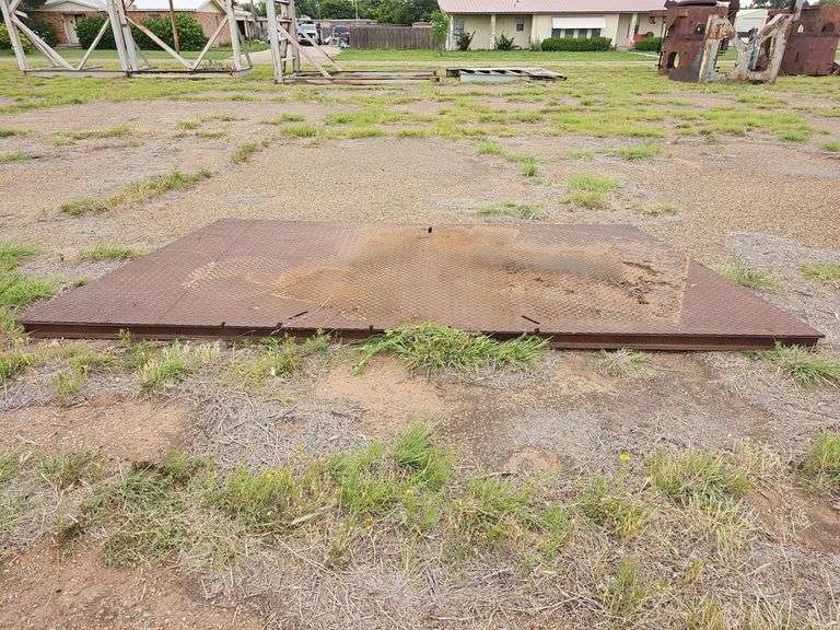 Steel Platform *Missing Legs - Assiter Auctioneers