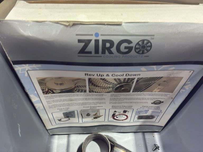 Box Of Air Con. Fans, Alt. Pinion Gear - Assiter Auctioneers