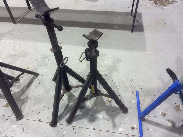 (2) Sumner Pro Jack Stands - Assiter Auctioneers