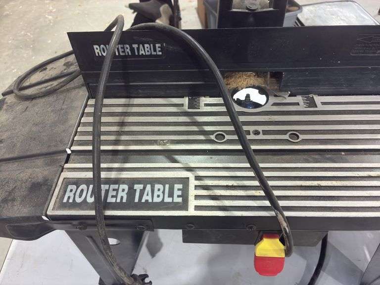 Router Table - Assiter Auctioneers