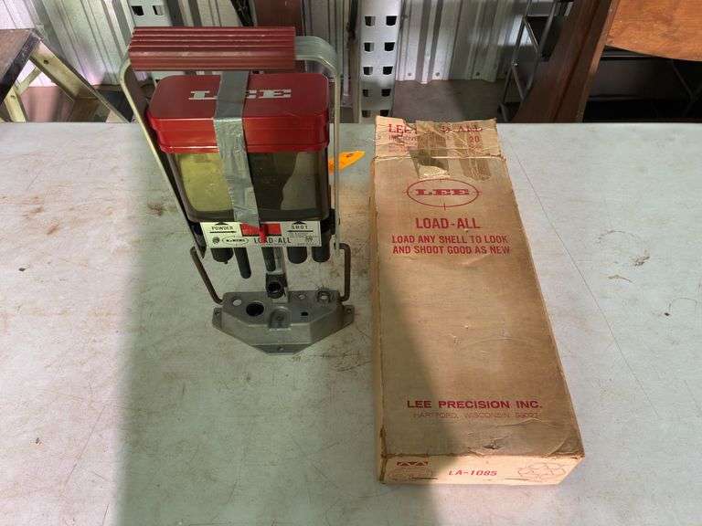 Lee Load All Reloader Station - Assiter Auctioneers