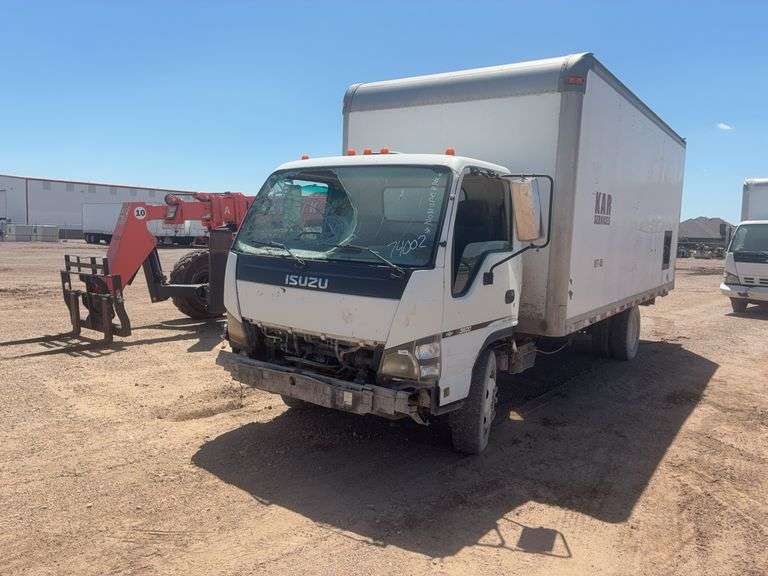 Isuzu Box Truck - Assiter Auctioneers