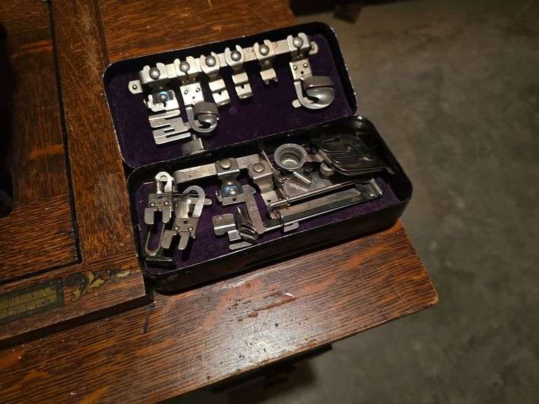 Antique Wilson Rotary Pedal Sewing Machine serial# FR 7129828 in Pedal ...