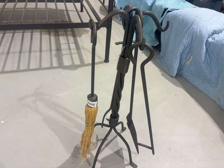 Fire Place Tool Set - Assiter Auctioneers