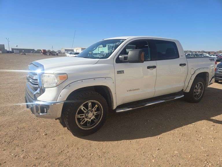 2016 Toyota Tundra SR5 Crew Cab / Crew Max 4D - Assiter Auctioneers