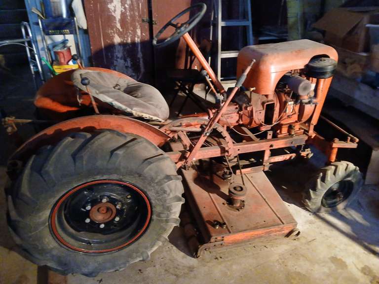 EPCO made by Power King "Jim Dandy" (?) 1950's Economy Farm Tractor ...