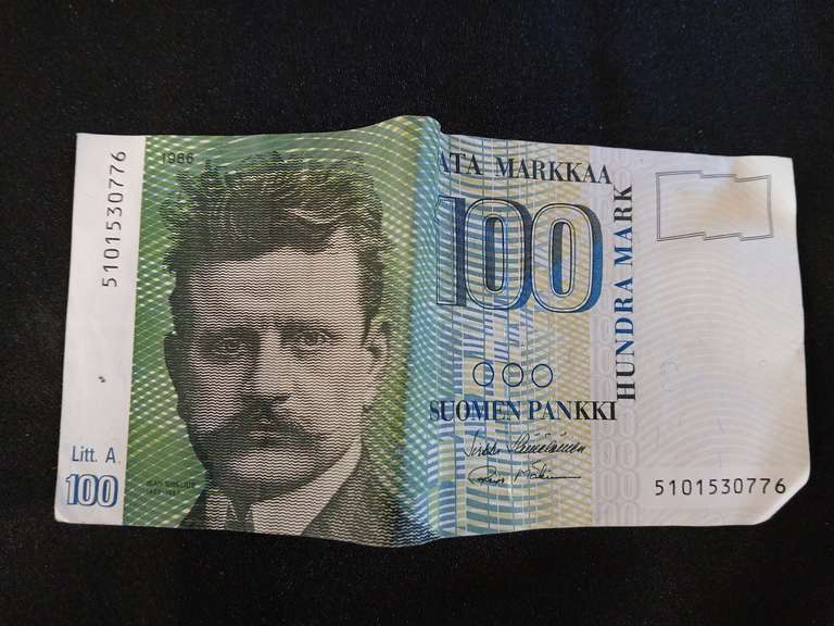 Finnish 100 markka banknote from the 1986 series, featuring composer ...