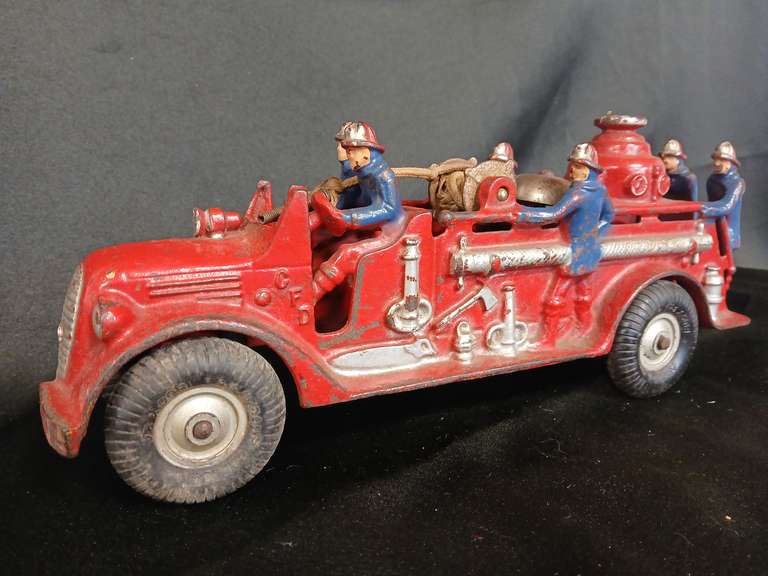 Rare Arcade Cast Iron complete fire engine with spring loaded hose ...