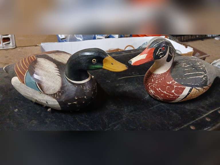 Pair wood duck decoys - Bidaste Auctions
