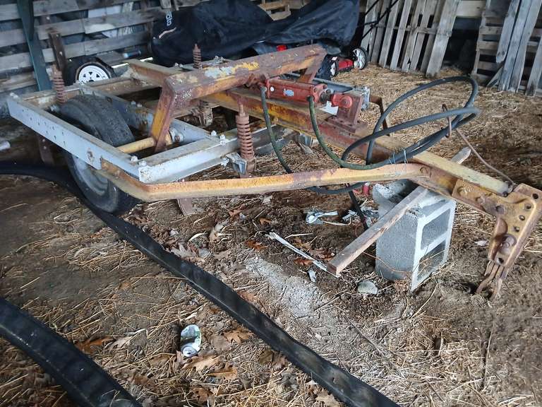 Chisel plow 70"w. Used with Ford tractor lot 2 - Bidaste Auctions