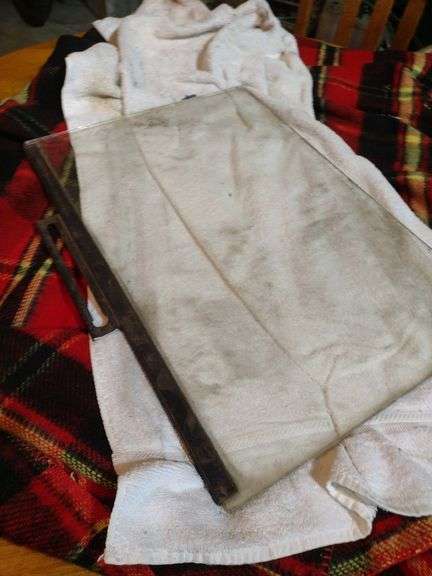 Model T Ford Glass Window Panel - Advantage Auction